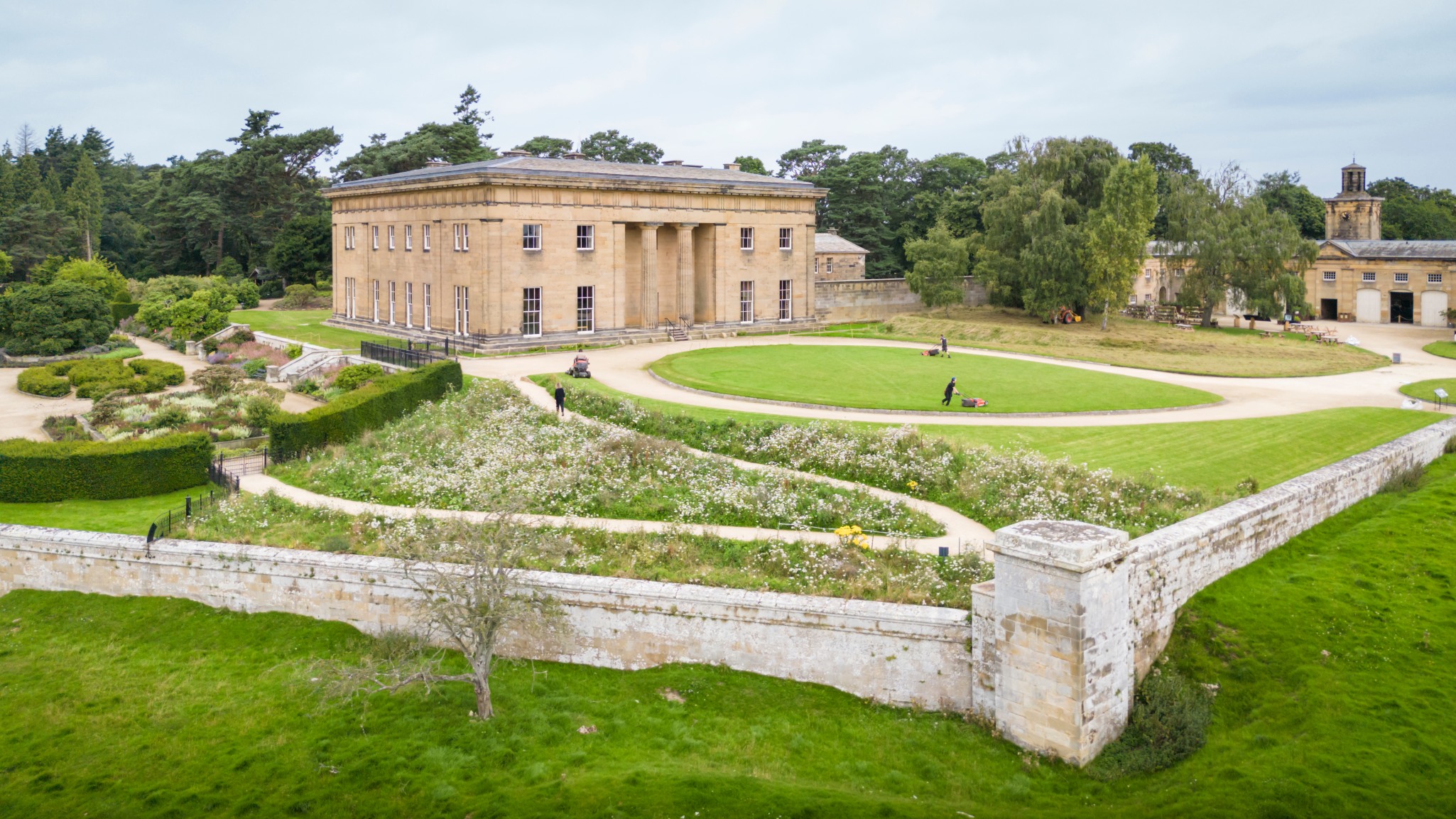 Banishing the damp from Grade I-listed Belsay Hall in Northumberland ...